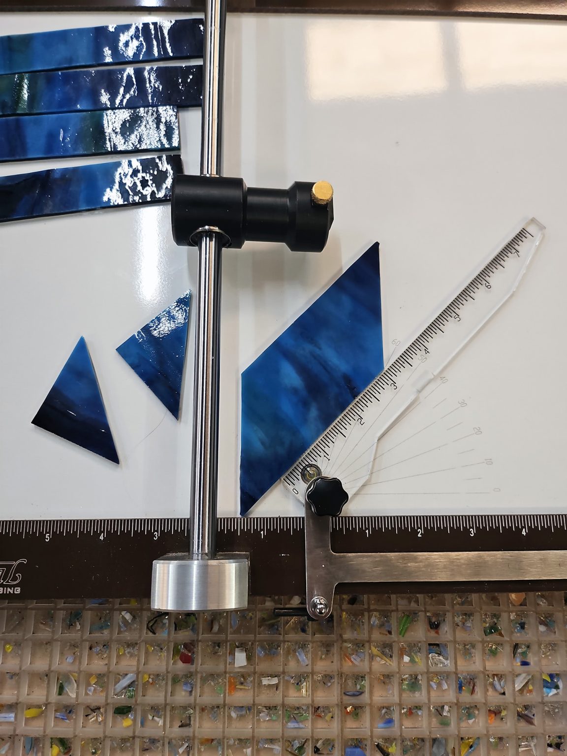 Hasal Glass Cutter with Bridge and Table for Strips and Geometric Shapes